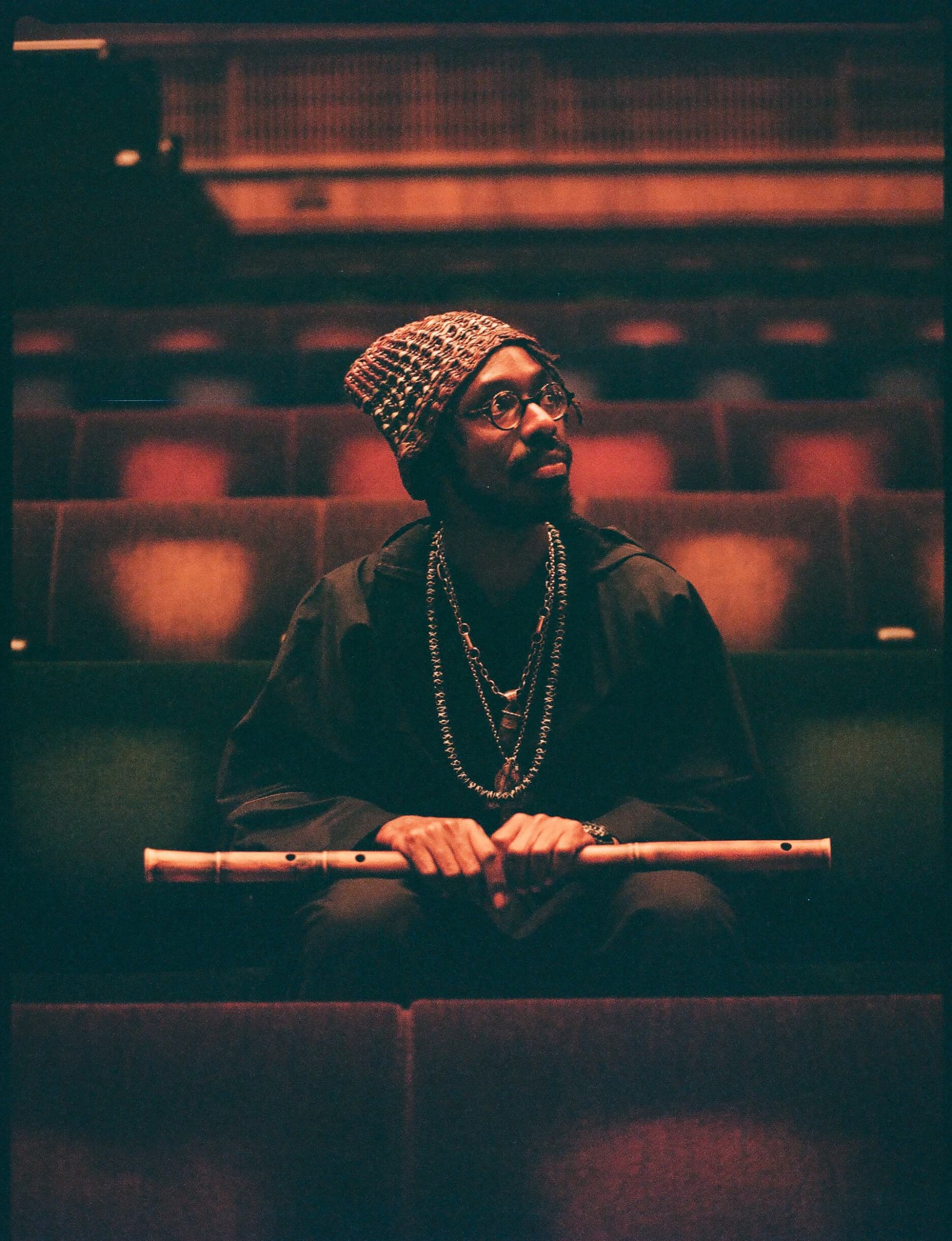 サックス奏者としての活動を停止したShabaka HutchingsことSHABAKA、同名義としては初となる単独公演を渋谷・WWWにて開催 ...